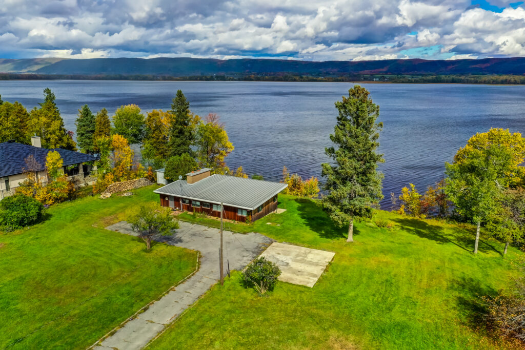 Rare 1-Acre Building Lot - The Leading Ottawa Luxury Real Estate Brokerage