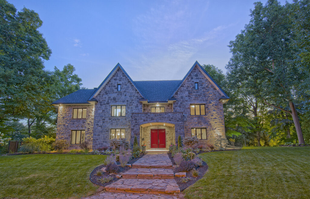 Impressive Stone Manor with Water Views - The Leading Ottawa Luxury ...